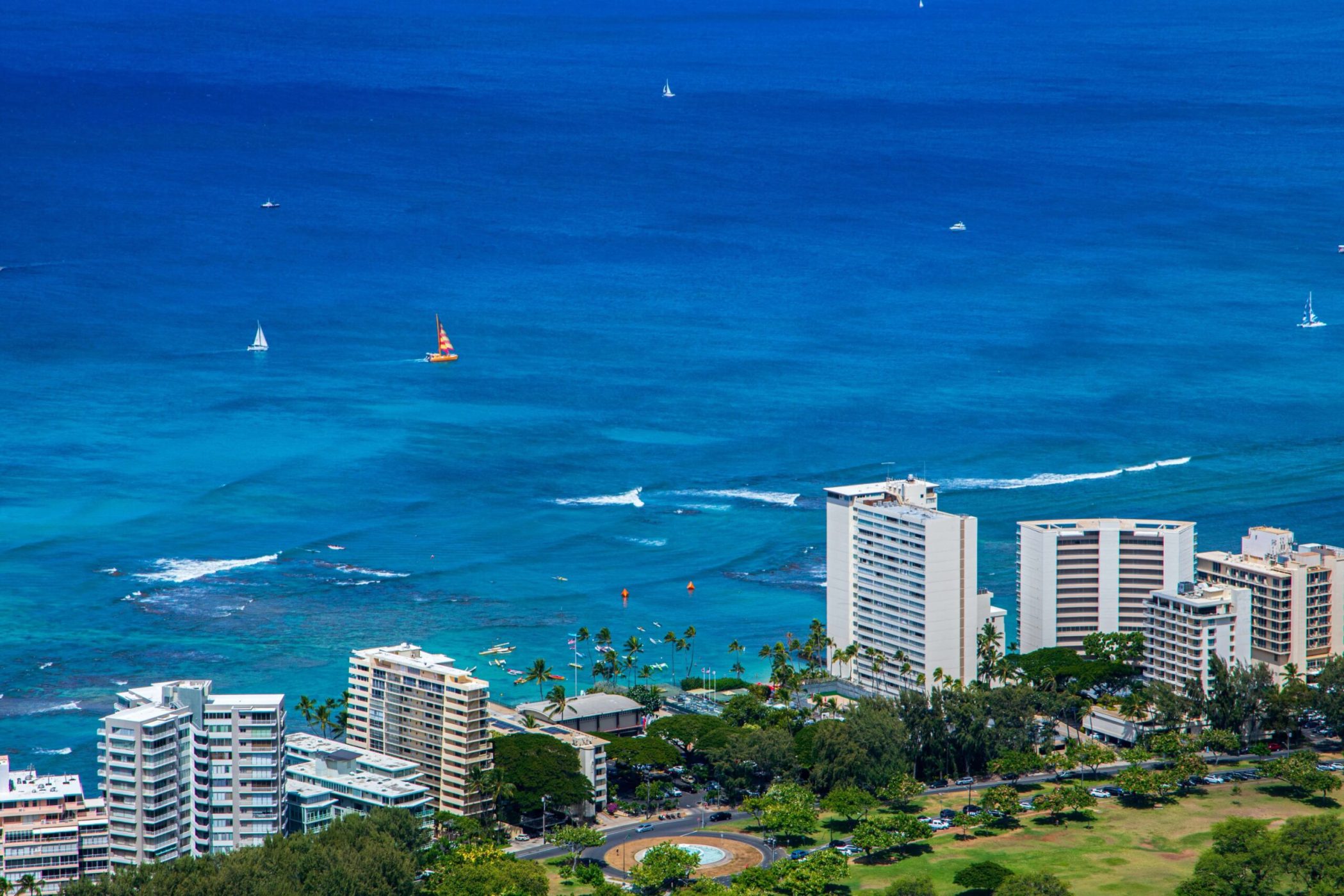 Honolulu Water Activities: What To Do & Where To Go